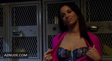 NAOMI RYAN Nude AZNude