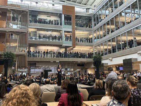 jessica macri on linkedin this past week marks one month in my new