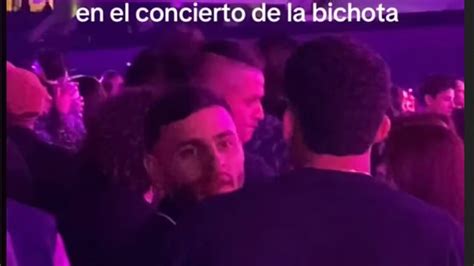 Alexis Vega Se Escapó Al Concierto De Karol G Y Le Llovieron Las