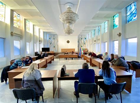 Областният свика консултации за състава на РИК Габрово Gabrovo News