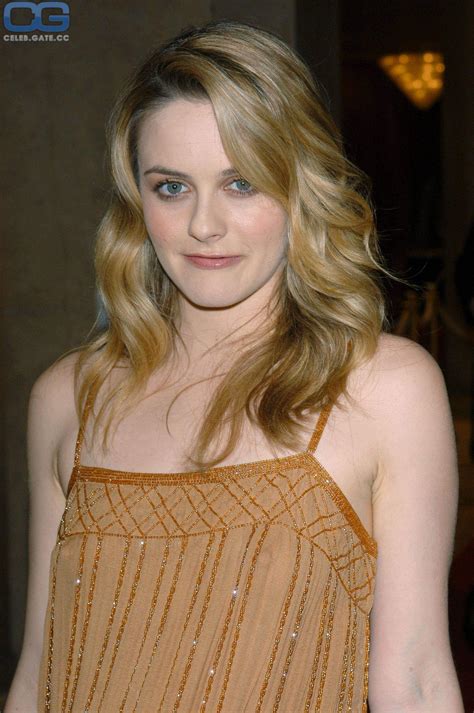 Alicia Silverstone Nude Pictures Onlyfans Leaks Playbabe Photos Sex Scene Uncensored