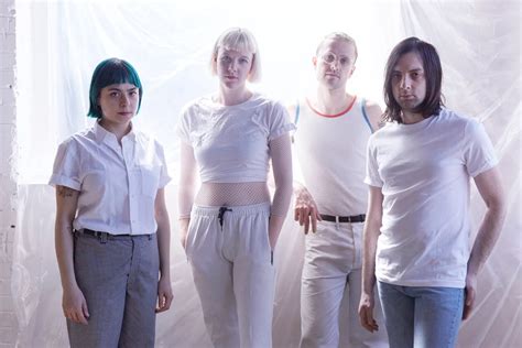 Dilly Dally — Главное на ☕