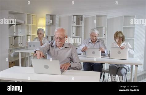 Elderly Computer Class Stock Videos And Footage Hd And 4k Video Clips