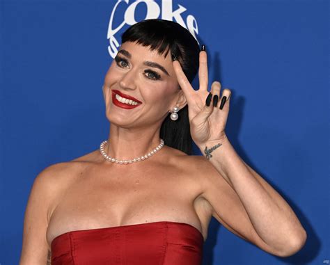 Katy Perry At Billboard Women In Music Awards 2024 Rcelebrityarmpits