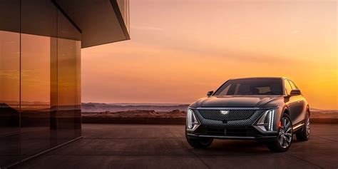 드디어 국내 첫 출시가 확정된 캐딜락 1억대 준대형 전기 Suv 리릭 출시가및 차량제원 공개