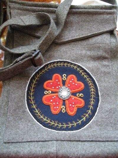 Textil O Broderi Handaverk Ann Marie Alskog Broderi Screentryck Keramik Glasfusing