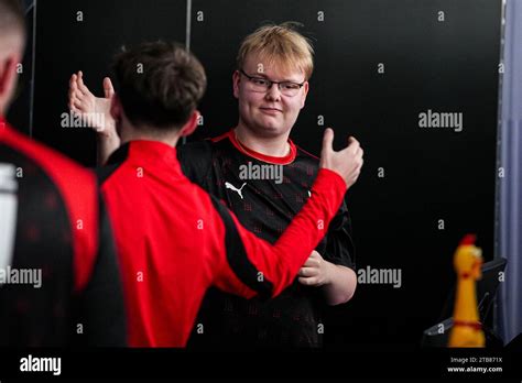 Helsinki Finlande 30 Novembre Jimi Jimphat Salo De Mouz Célèbre