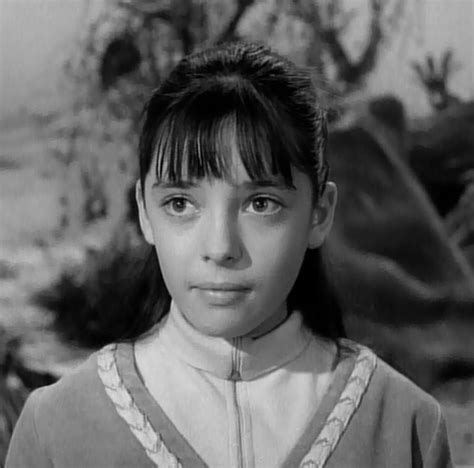 Angela Cartwright Photo Gallery 01