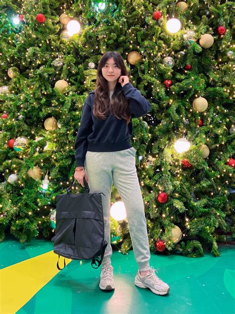 ดูไอเดียสไตล์การแต่งตัวสำหรับ「กางเกง Heattech ผ้าสเวต บุขนนุ่มด้านใน、เสื้อฮู้ด Heattech ผ้าสเวต