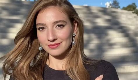 Klarissa Munz Age Career Husband Net Worth And More