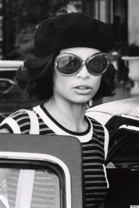 17 Ways To Stand Out In A Crowd Like Bianca Jagger Huffpost Life