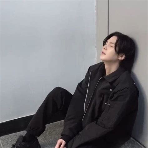 Batasan Masa Lalu By Kev Jun 2024 Medium