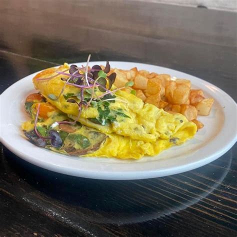 Grand Rapids Brunch Spots That Are Worth Waking Up For Hey Grand Rapids