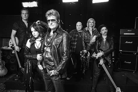 Denis Leary Returns As Washed Up Rock Star Best Classic Bands