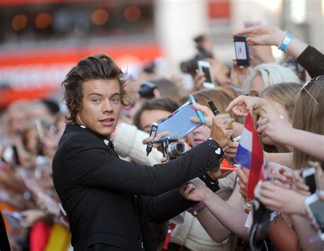 “hij Is Een Icoon Geworden” Hoe Harry Styles De Popwereld Blijft Domineren Nieuwsblad