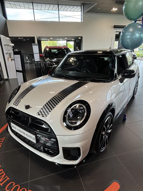 Mini F66 More Photos R Mini