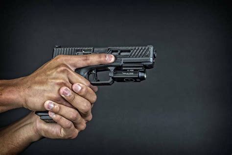 ซีเอ็ม แทคติคอล 💥olight Pl Mini 2 👉เป็นไฟฉายติด🔫ขนาด