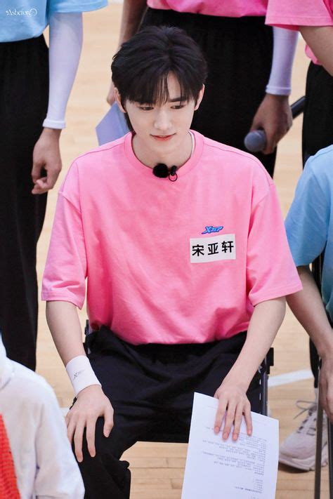 Ghim của HTT trên Tống Á Hiên Diễn viên Đang yêu Tiểu thuyết