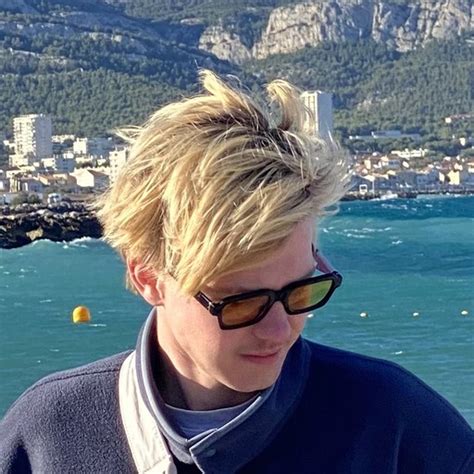 What Is Vibe Coding Building Software With Ai And Vibes