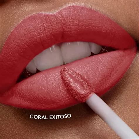 Labial Líquido Hidracolor Matte No Transfer Esika Color Coral Exitoso