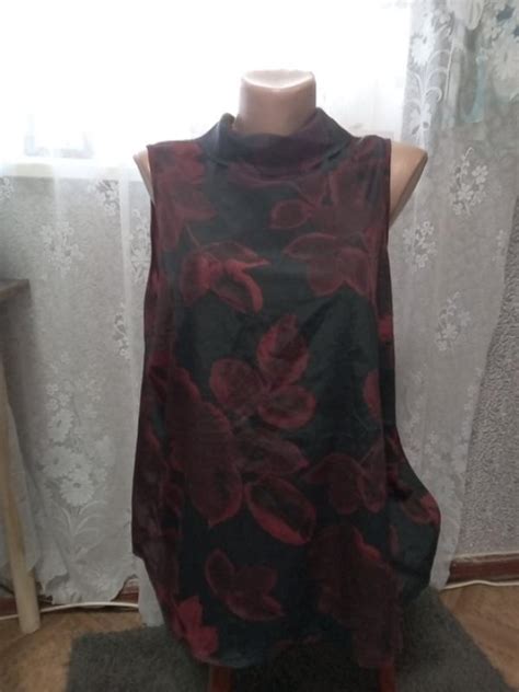 Гарна блуза 16 р наш 52 — ціна 65 грн у каталозі Блузи Купити жіночі