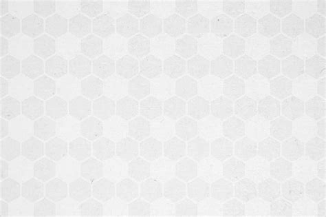 희미한 회색 또는 흰색 회색 색상 그라데이션 그런 지 질감의 수평 벡터 배경 작은 연결된 육각형 디자인의 미묘한 소박한 벌집 패턴 육각형에 대한 스톡 벡터 아트 및 기타