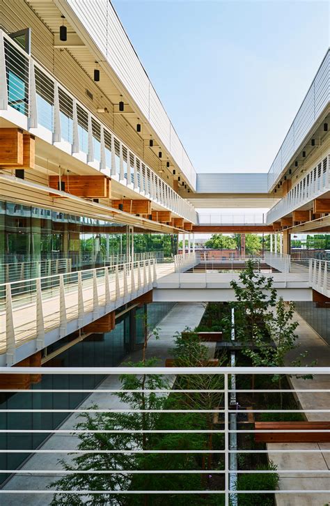 Gensler Uses Solar Panel Canopy To Shade Mass Timber Texas Office