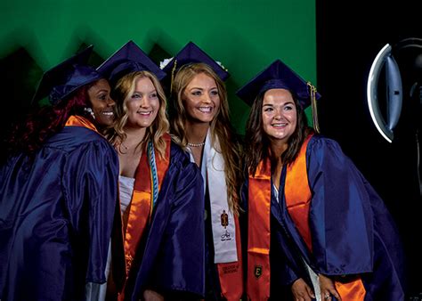 Congratulations Etsu Class Of 2023 Elizabethton Star