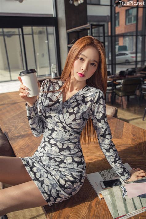 Korean Hot Fashion Model Park Soo Yeon 7 Outfit Sets For A Week