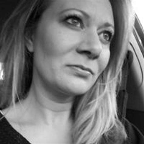 Stream Jennifer Melody Clark Music Listen To Songs Albums Playlists
