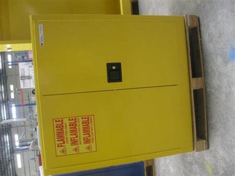 Flammable Solvent Cabinet Carpenter Assembly At Best Price In Delhi