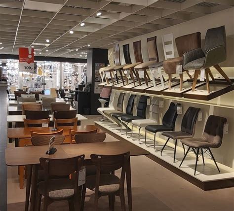 Furniture Store Showroom Design