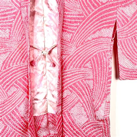 Vintage Japanese Silk Haori Coat In Shibori Tie Dye Pink Weave Pattern