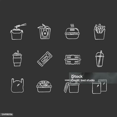 테이크 아웃 음식 패키지 검은 배경에 설정 분필 흰색 아이콘 식사 용기를 꺼내 배달 상자를 꺼내 국수 닭 날개 양동이 감자 튀김