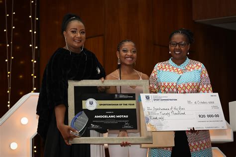 Uwcs Top Sportspeople Honoured Uwc