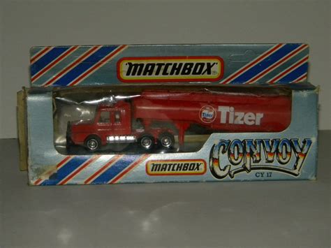 Matchbox Convoy Tractor Trailer