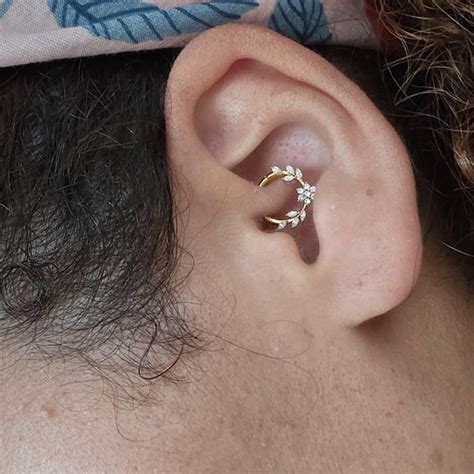 Gold Floral Vine Daith Earring Cute Dainty Daith Piercing Jewelry Unique Daith Clicker Gold