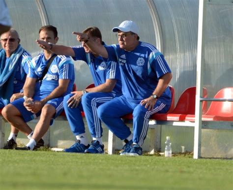 Marcelo Bielsa Debutó En Olympique Marsella Con Una Goleada Sobre Bayer
