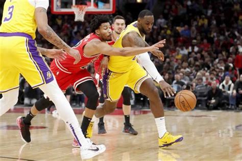 Nba》詹姆斯大三元 湖人逆襲公牛奪6連勝 體育 中時新聞網