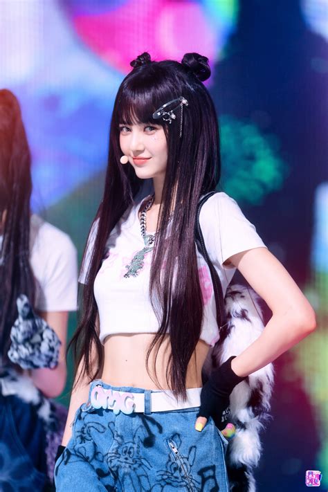 230129 NewJeans Danielle OMG At Inkigayo Kpopping