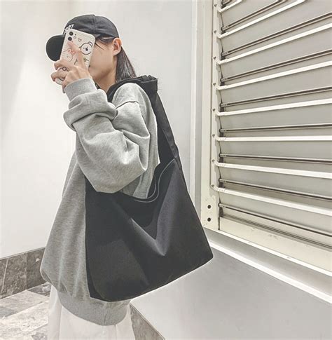 나일론 크로와상 크로스백 보부상 숄더 데일리 가벼운 슬링백 가방 여행용 남녀공용 라우마스크스