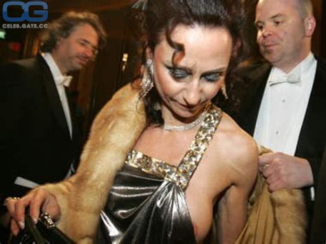 Christina Lugner Nackt Nacktbilder Playbabe Nacktfotos Fakes Oben Ohne