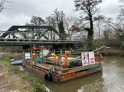 Scaff Barge Guildford Scafffloat
