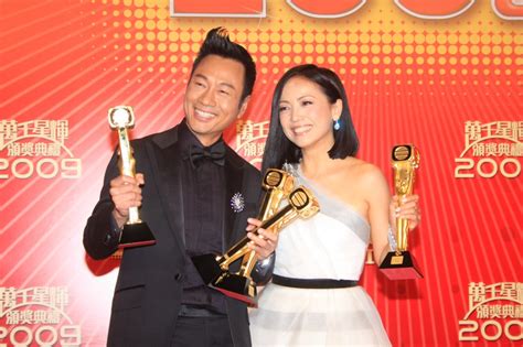 黎耀祥太太突然消瘦變靚女撞樣劉小慧 結婚27年做經理人助老公登視帝寶座 星島日報