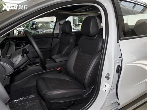 【2023款蒙迪欧 Ecoboost 180 豪华型空间座椅 4231张图片】汽车图片大全爱卡汽车