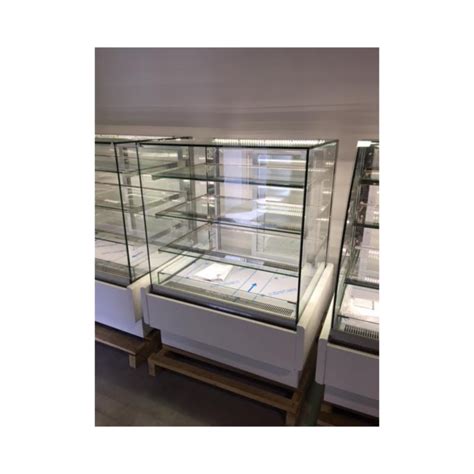 Vertika Confectionery Display Unit By Bolarus 2025