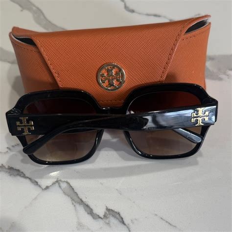 Tory Burch Accessories Tory Burch Womens Sunglasses Black With Gold