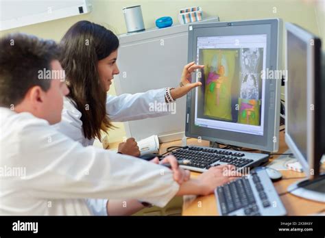 Imrt Intensity Modulated Radiation Therapy Abdomen Cancer 3d
