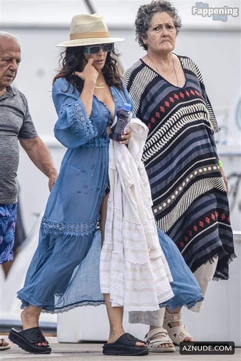 Salma Hayeks Sexy Nautical Adventure In Mexico Aznude