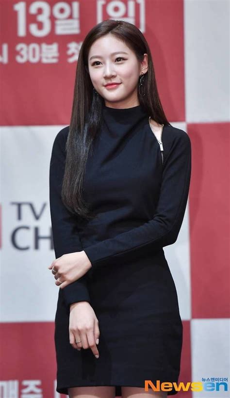 “손목 상처 봤다” 故 김새론 생전 7억원 상환 압박에 고통